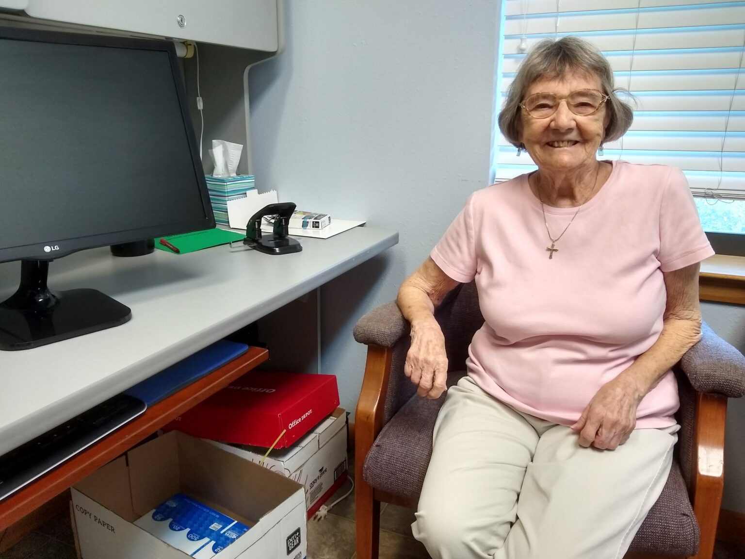 Sharing and Caring Volunteer, 93, Leverages Technology to Help the ...
