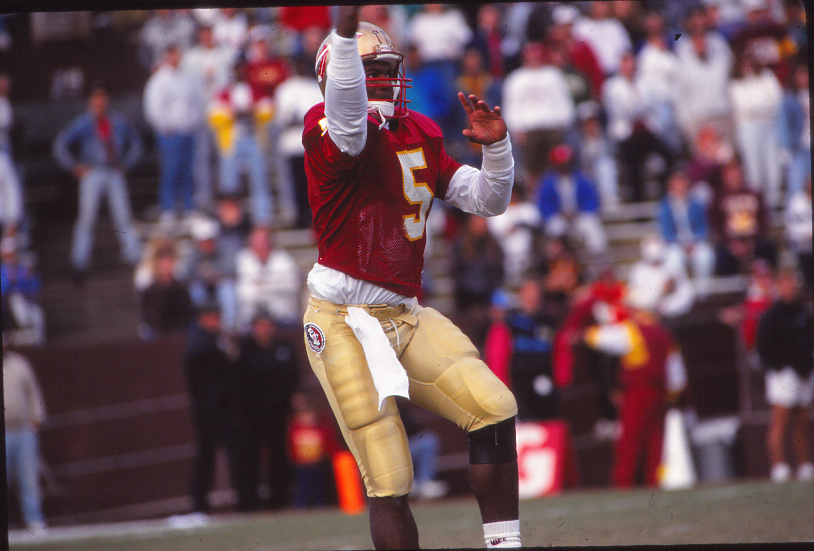 Niceville 🎙 Man Celebrates Four Decades With Eagle 🏈 - Mid Bay News